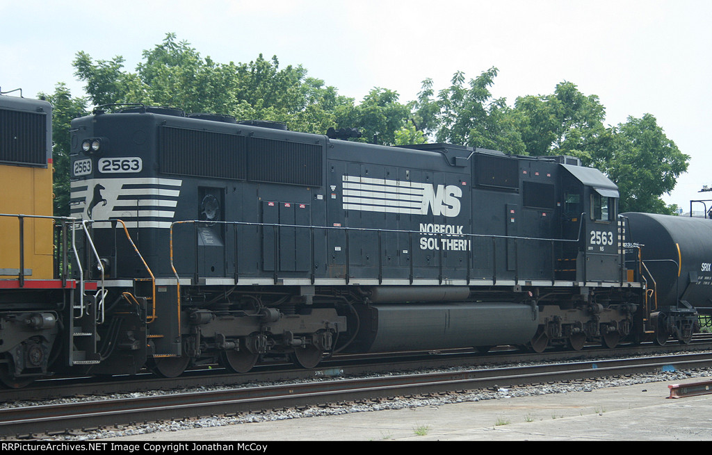 NS 2563